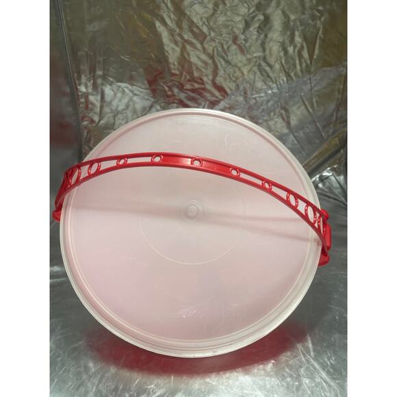 Tupperware | Kitchen | Tupperware Take Along Party Susan Divided Relish ...